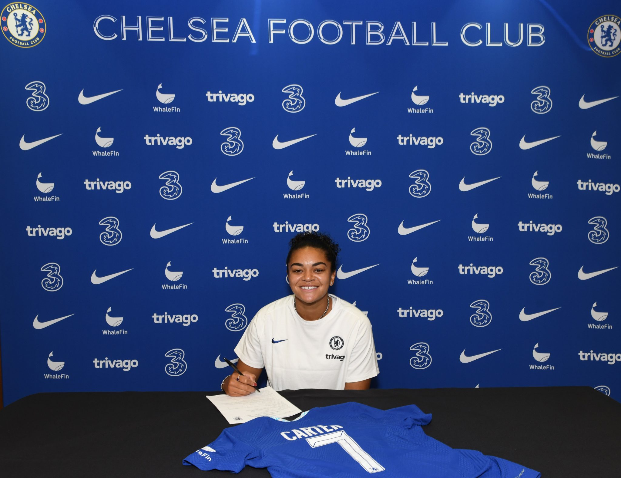 Defender Carter signs new three-year deal with Chelsea - WSL Full-Time