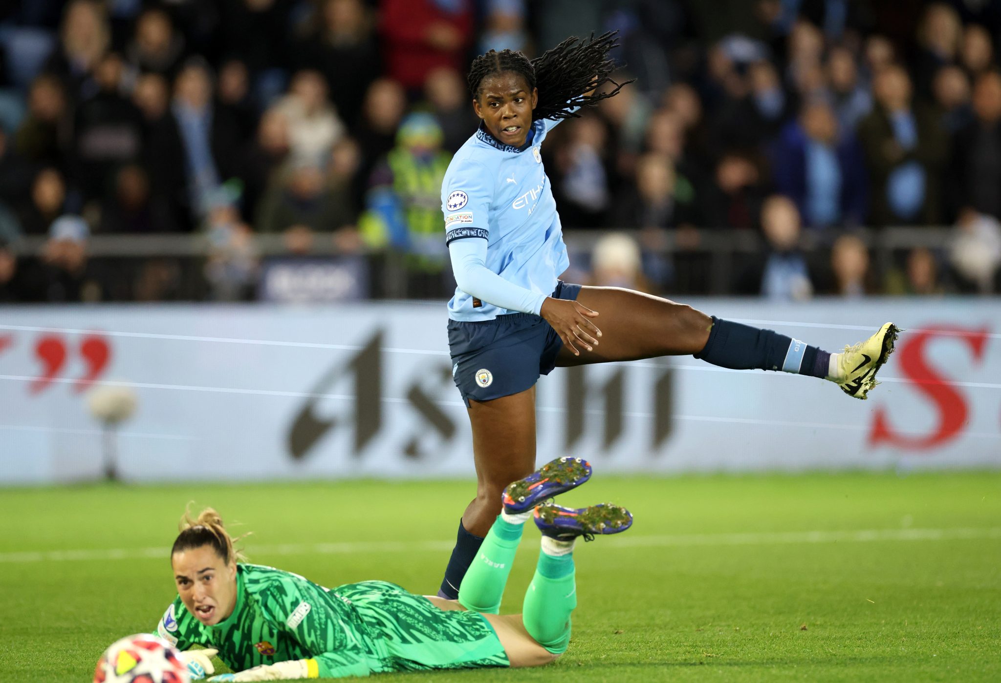 Manchester City record famous UWCL win against Barcelona - WSL Full-Time