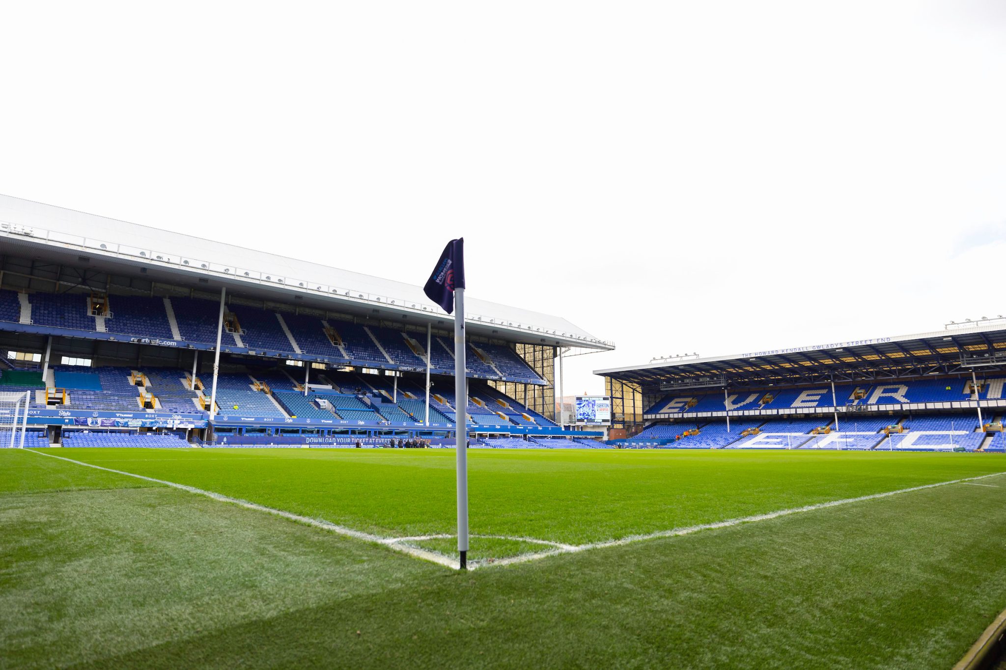 Everton defender Hobson signs first professional deal - WSL Full-Time