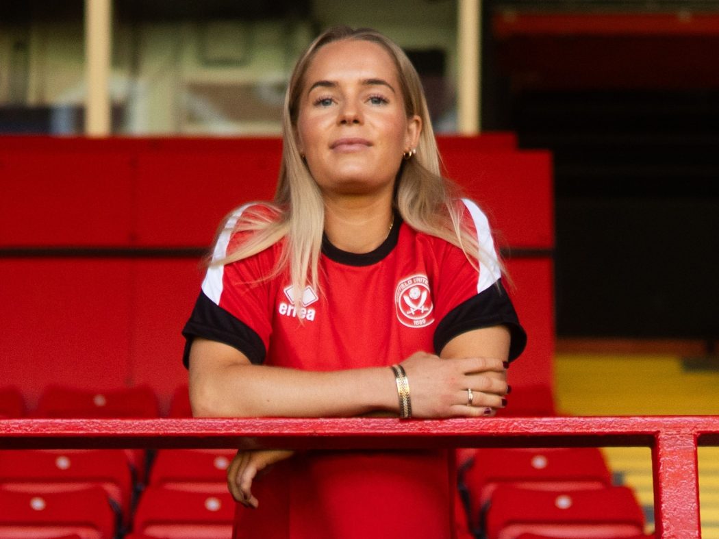 Sheffield United sign midfielder Scofield - WSL Full-Time