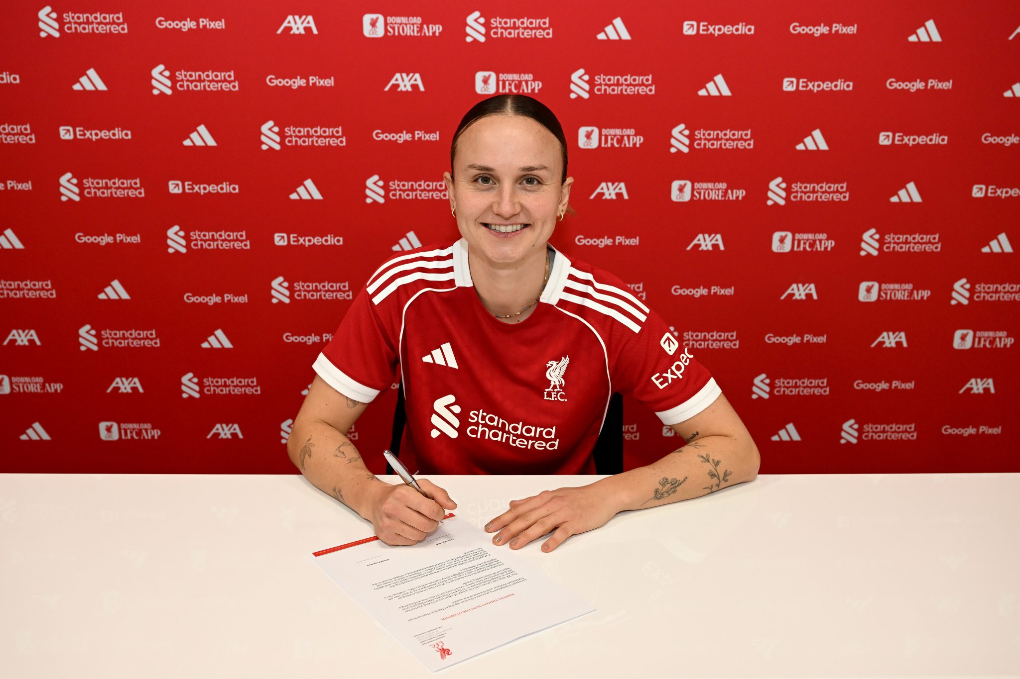 Liverpool sign Spurs forward Thomas on loan - WSL Full-Time